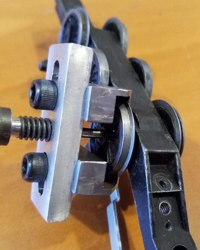 Small gauge Wheel Puller – HO jaws - PE Design & Manufacturing